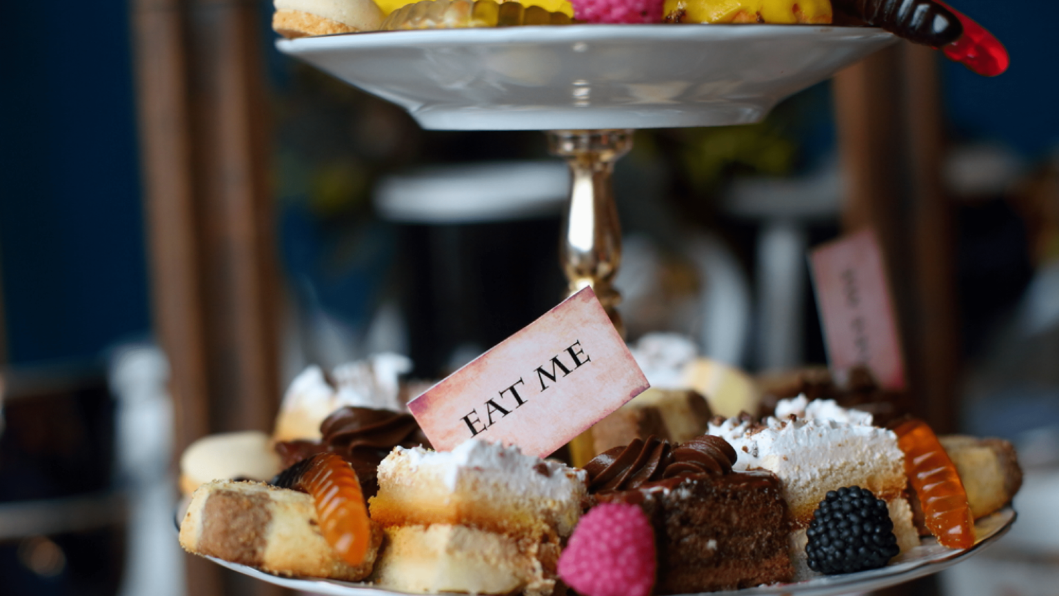 10 Easy Spring Party Themes and Ideas For Any Event Size